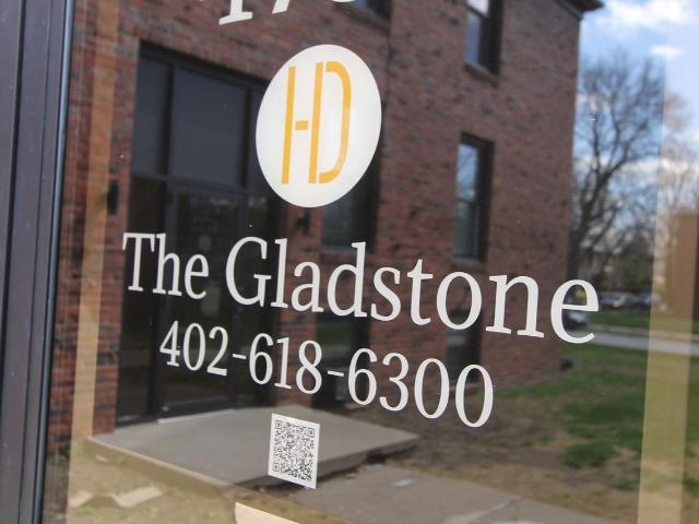 The Gladstone! Classic but Modern 1 & 2 Bedroom Apartments in Dundee 1 Bedroom Apartment for Rent at 4723 Cass St, Omaha, NE 68132 Dodge Street Corridor