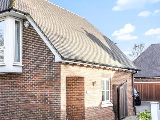 The Glebe, London, BR7 5PN, United Kingdom | 1 bed house for rent #167776756 | Rentberry