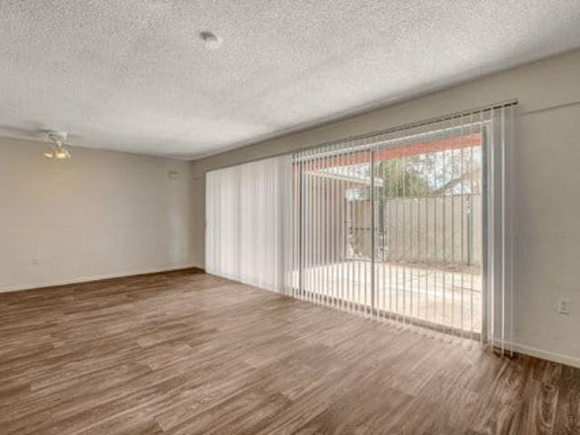 The Glenn 1 Bed 1 Bath Renovated