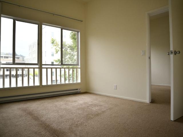 The Glenn Building 1 Bedroom Apartment for Rent at 2430 2430 Dwight Way/2550 Telegraph Avenue, Berkeley, CA 94704 Southside