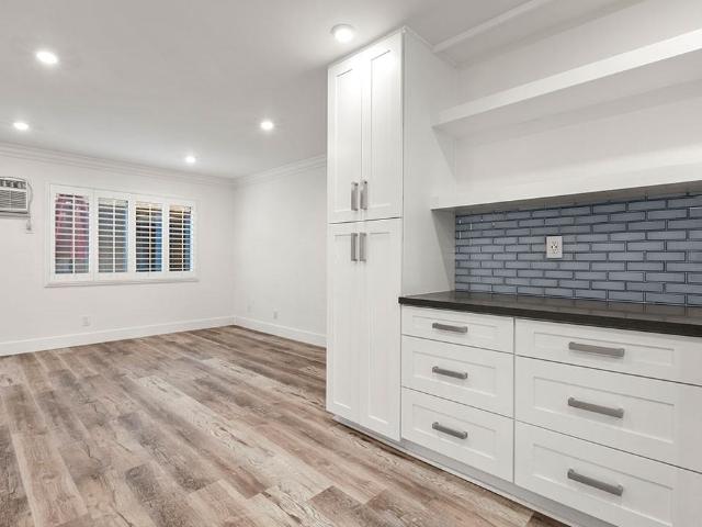 The Glendon Building Studio Apartment for Rent at 10773 Lawler St, Los Angeles, CA 90034 Mar Vista