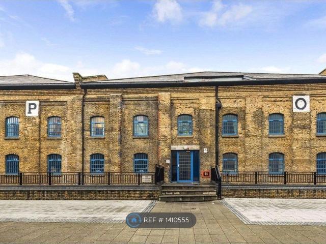 The Grainstore, London E16, 1 bed flat to rent, £1,850 pcm | PrimeLocation