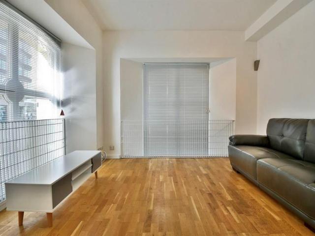 The Grand: Manchester 3 bed apartment to rent £1,700 pcm £392 pw