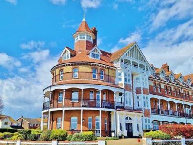 The Grand, The Esplanade, 2 Bedroom Flat