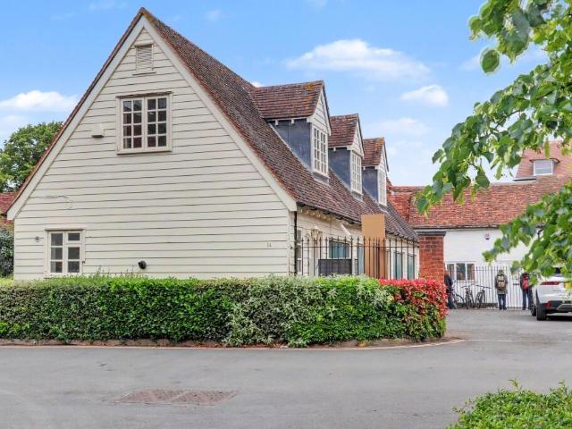 The Grange, Stevenage SG1 1 bed coach house to rent £1,600 pcm £369 pw