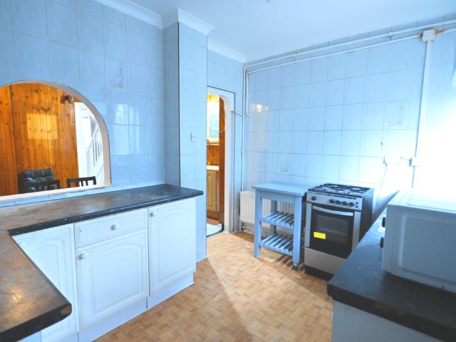The Grange, Wembley 3 bed semi detached house to rent £2,470 pcm £570 pw
