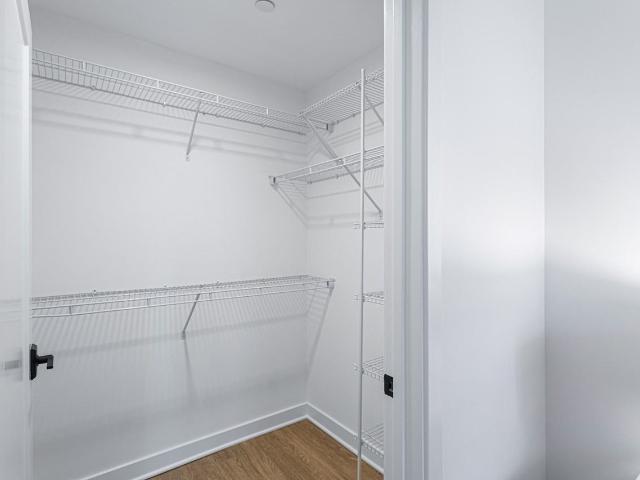 The Grayson 1 Bedroom Apartment for Rent at 1215 N Fayette St, Alexandria, VA 22314 Braddock Road Metro