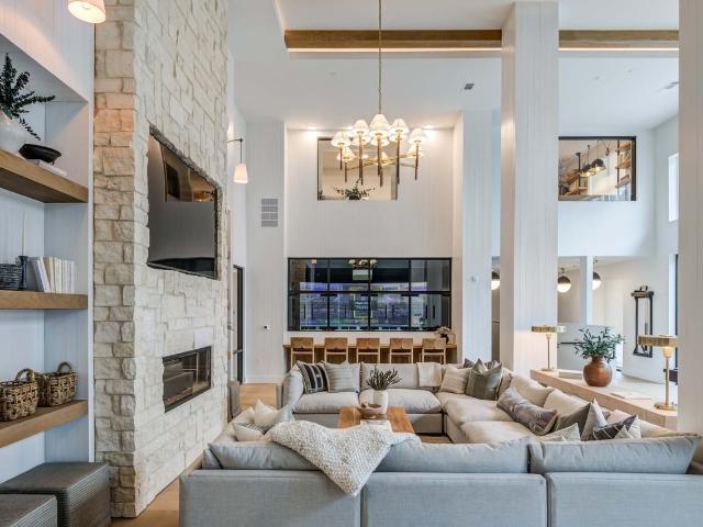 The Grayson on 4th Studio Apartment for Rent at 4550 Travis St Ste 565, Dallas, TX 75205