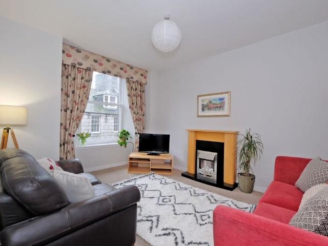 The Green, City Centre, Aberdeen AB11, 2 bed flat to rent, £695 pcm | PrimeLocation