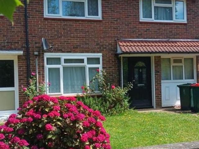 The Green, Crawley RH11, 4 bed town house to rent, £2,200 pcm | PrimeLocation