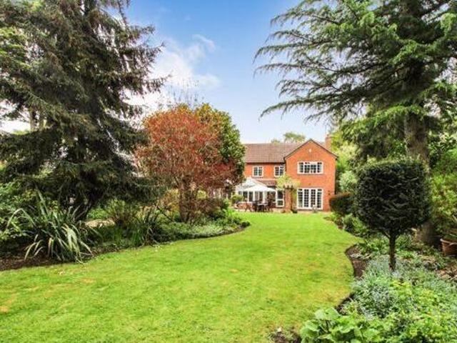 The Green, Beeston, 5 Bedroom Detached