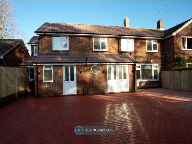 The Green, Bracknell RG12, Room to rent, £900 pcm | PrimeLocation