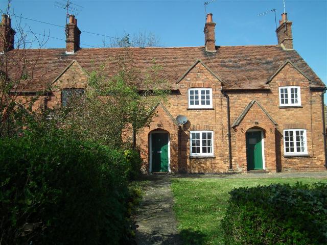 The Green, Great Brington NN7, 3 bed cottage to rent, £1,395 pcm | PrimeLocation