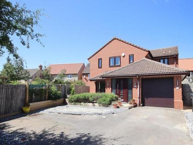 The Green, Dauntsey, 4 Bedroom Detached
