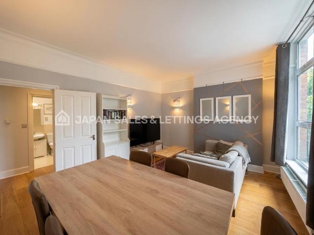 The Green, Ealing W5, 2 bed flat to rent, £2,700 pcm | PrimeLocation