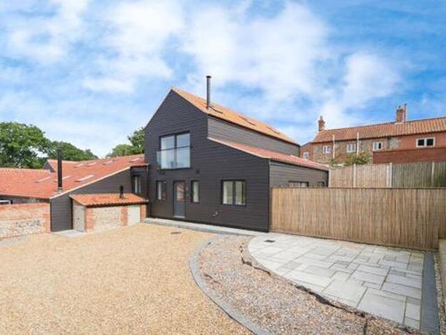 The Green, Edingthorpe, 4 Bedroom Barn