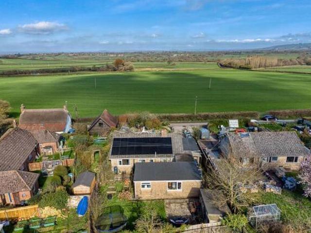 The Green, Mappowder, 3 Bedroom Detached