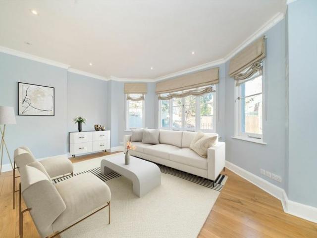 The Green, SW19, London