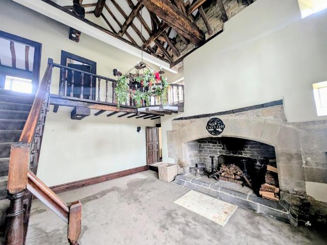 The Green, Woolley, Wakefield, WF4 4 bed detached house to rent £2,750 pcm £635 pw