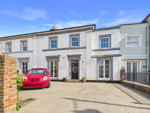 The Green, Twickenham 5 bed terraced house to rent £7,750 pcm £1,788 pw