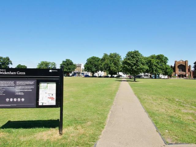 The Green, Twickenham TW2, 1 bed flat to rent, £1,550 pcm | PrimeLocation