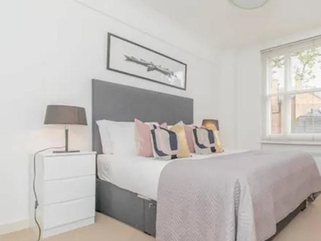 The Greenhouse, 27a Hill Street, London, W1J 5LP, United Kingdom | 1 bed apartment for rent #167641803 | Rentberry