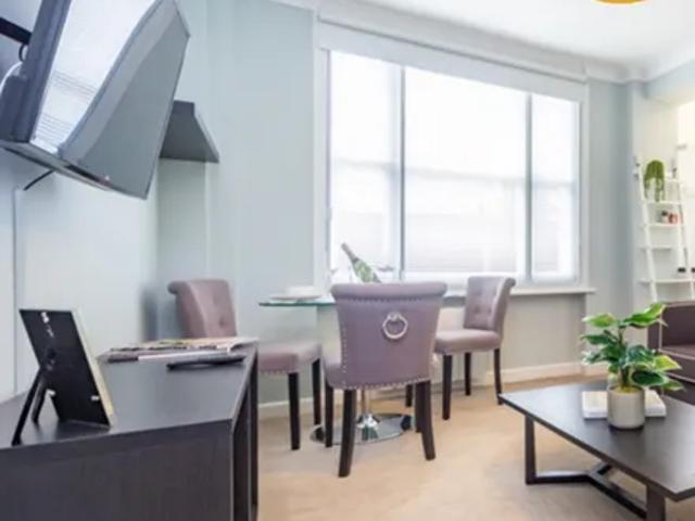 The Greenhouse, 27a Hill Street, London, W1J 5LP, United Kingdom | 1 bed apartment for rent #138514285 | Rentberry