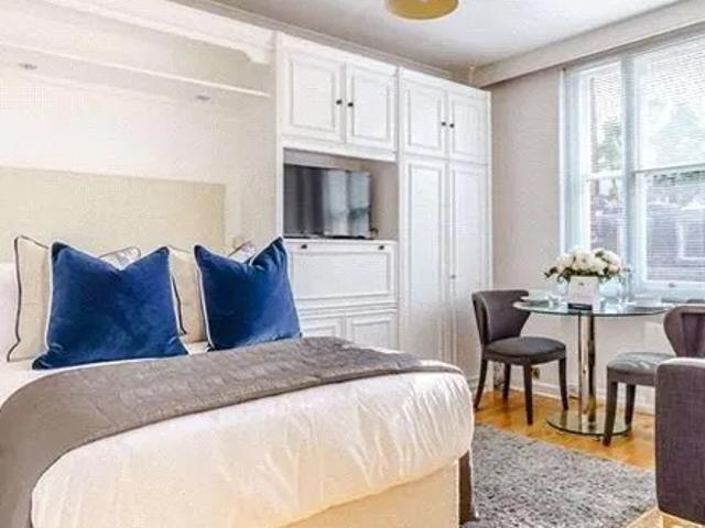 The Greenhouse, 27a Hill Street, London, W1J 5LP, United Kingdom | 1 bed house for rent #167641019 | Rentberry