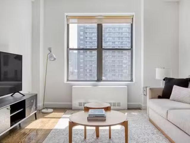 The Greystone, 212 W 91st St, Central Park West Historic Distr.