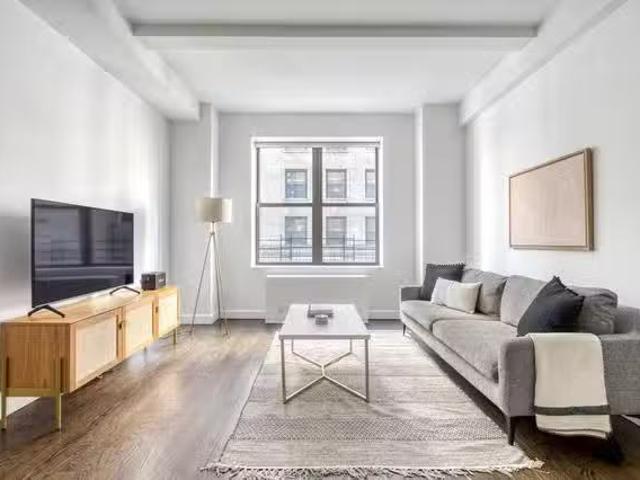 The Greystone, 212 W 91st St, Central Park West Historic Distr.
