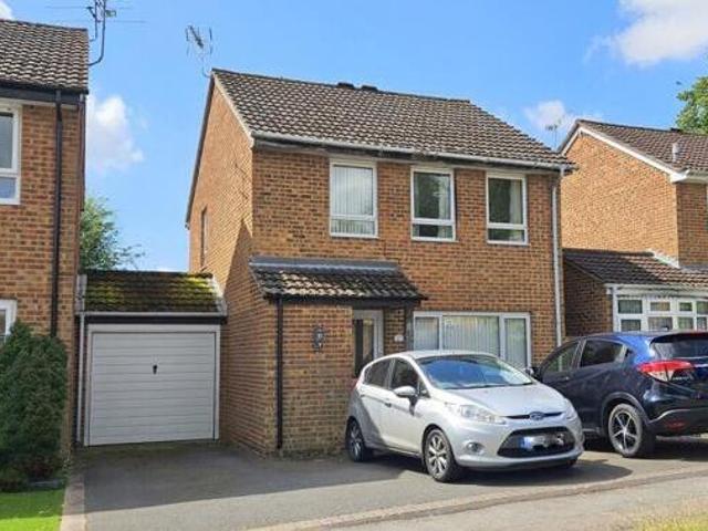 The Grooms, Worth, 3 Bedroom Link