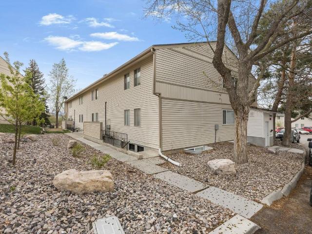 The Grove Apartments 2 Bedroom Apartment for Rent at 1505 Eastridge Dr, Pocatello, ID 83201