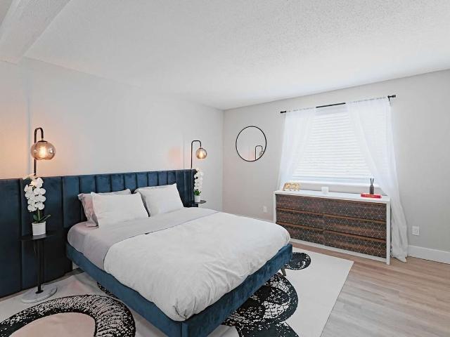 The Grove Apartments 3 Bedroom Apartment for Rent at 1526 W Candletree Dr, Peoria, IL 61614