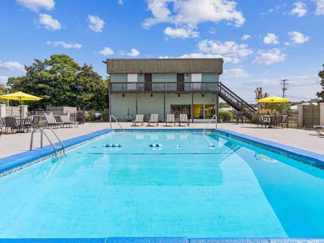 The Grove at Hickory Valley Studio Apartment for Rent at 1521 Hickory Valley Rd, Chattanooga, TN 37421 Woodmore Dalewood
