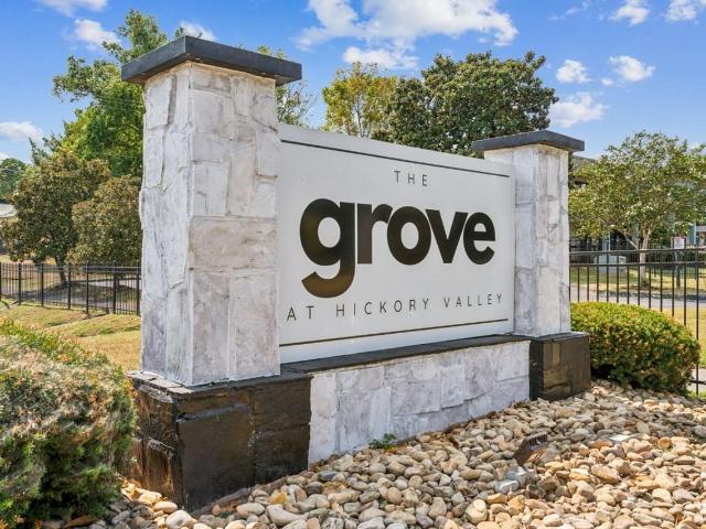 The Grove at Hickory Valley Studio Apartment for Rent at 1521 Hickory Valley Rd, Chattanooga, TN 37421 Woodmore Dalewood