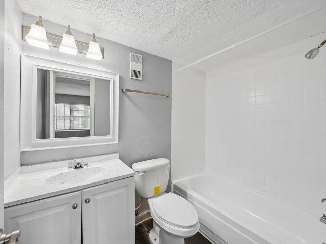 The Grove at Temple Terrace Apartments 2 Bedroom Apartment for Rent at 8740 Grove Ter, Temple Terrace, FL 33617