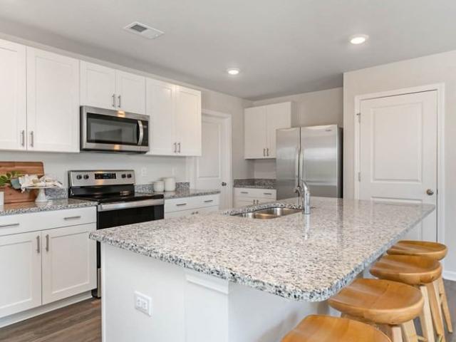 The Grove at Village Oaks 5 Bedroom Apartment for Rent at 2460 Turnworth Cir, Myrtle Beach, SC 29579