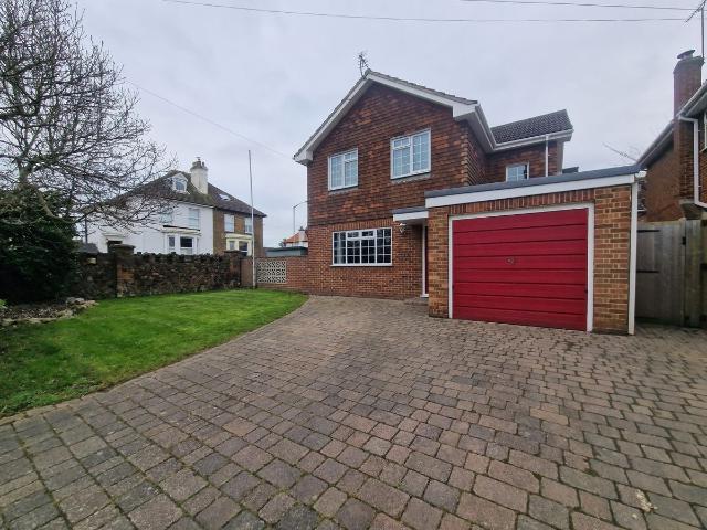 The Grove, Deal CT14, 3 bed detached house to rent, £1,700 pcm | PrimeLocation