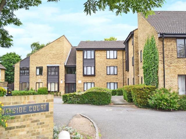 The Grove, Isleworth TW7, 2 bed flat to rent, £1,800 pcm | PrimeLocation
