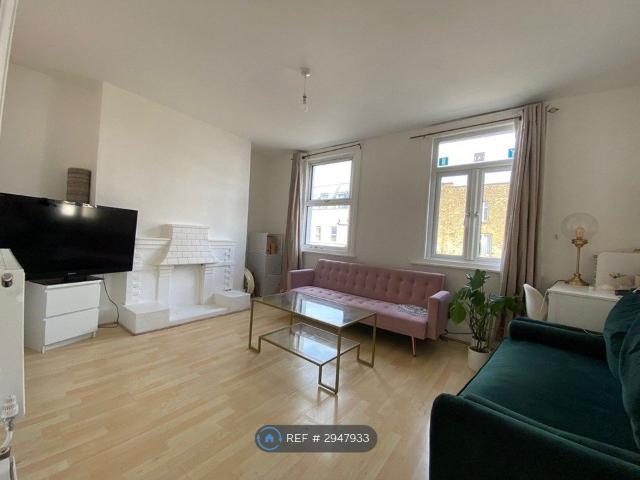 The Grove, London E15, 2 bed flat to rent, £1,850 pcm | PrimeLocation