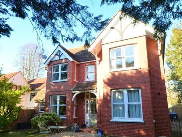 The Grove, London Road, 2 Bedroom Maisonette