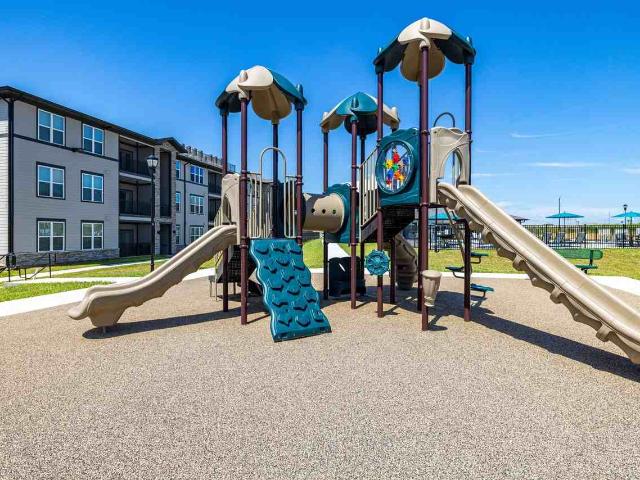 The Groves at Lake Juliana 1 Bedroom Apartment for Rent at 935 Groves Blvd, Auburndale, FL 33823