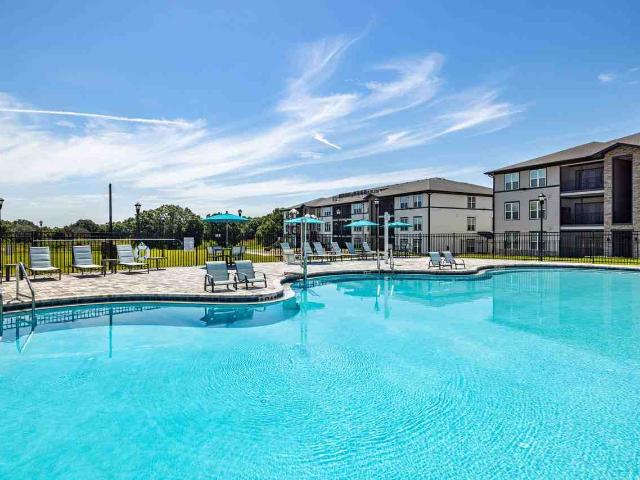 The Groves at Lake Juliana 1 Bedroom Apartment for Rent at 935 Groves Blvd, Auburndale, FL 33823