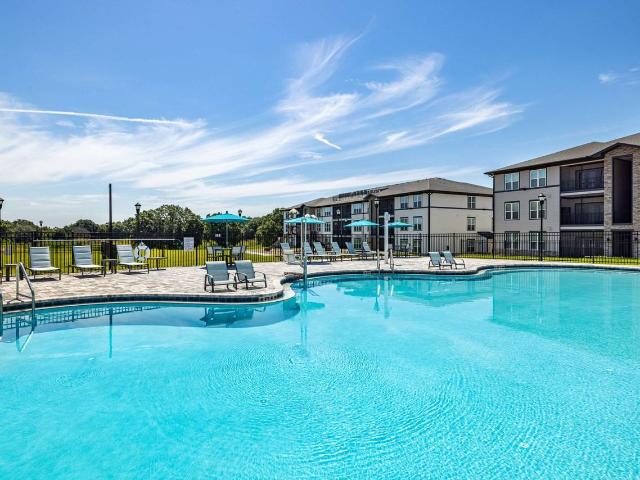 The Groves at Lake Juliana 2 Bedroom Apartment for Rent at 935 Groves Blvd, Auburndale, FL 33823