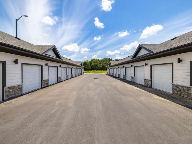 The Groves at Lake Juliana 2 Bedroom Apartment for Rent at 935 Groves Blvd, Auburndale, FL 33823