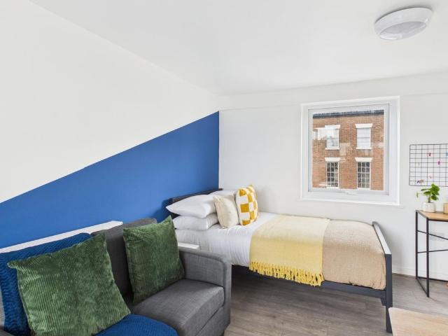The Groves, Liverpool L7, 1 bed flat to rent, £930 pcm | PrimeLocation
