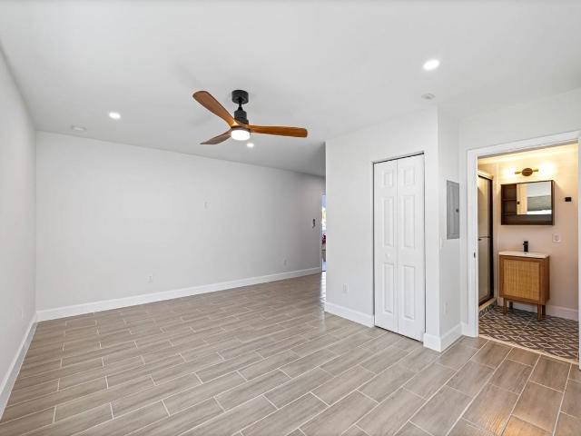 The Gwendolyn Apartments Studio Apartment for Rent at 3012 Broadway, West Palm Beach, FL 33407 Northwood