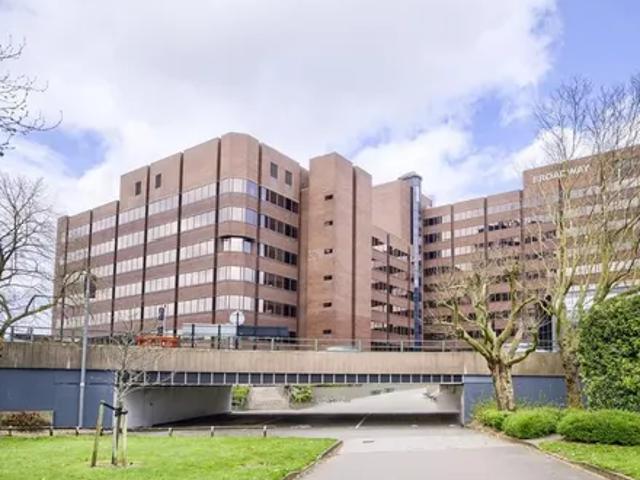 The Gym, Broad Street, Park Central, B15 1BF, United Kingdom | 3 bed apartment for rent #128134250 | Rentberry