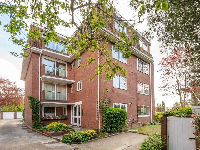 The Downs, Wimbledon, London SW20, 2 bed flat to rent, £2,750 pcm | PrimeLocation
