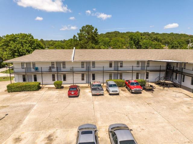 The Dogwood: 1 & 2 Bedroom Apartments 2 Bedroom Apartment for Rent at 4801 S 31st St, Fort Smith, AR 72901 South Fort Smith